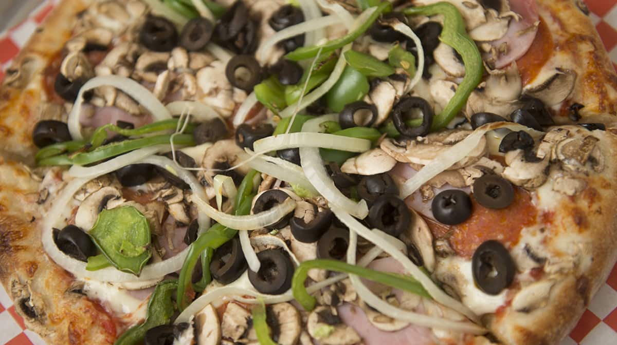 LA Eats: Local Pizza Places - Rodeo Realty